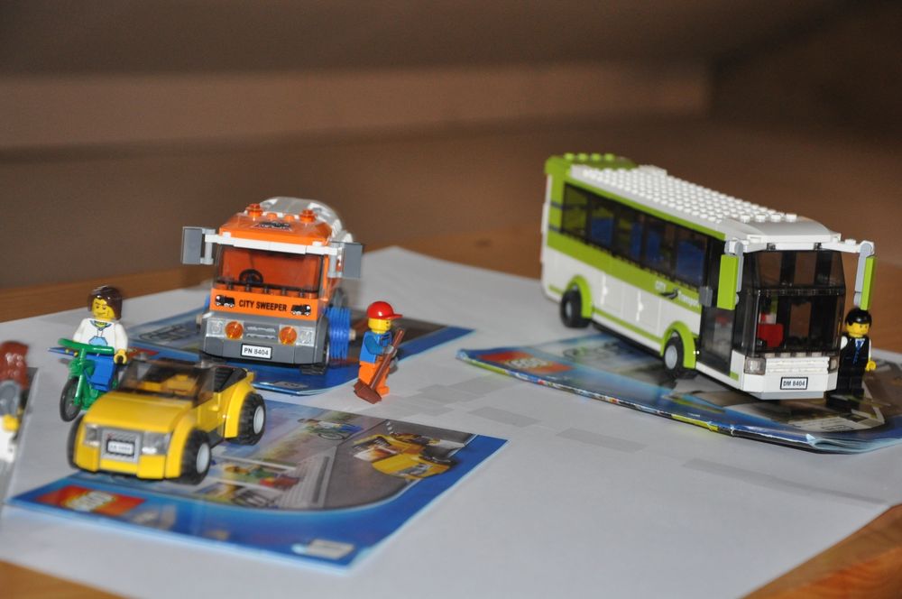 Lego City 8404 Bus- und Tramstation | Kaufen auf Ricardo