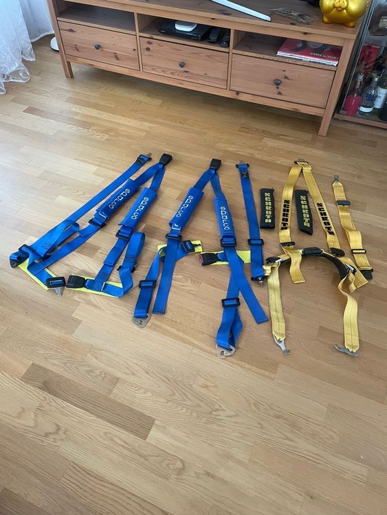 Rennsport Gurte Sparco und Schroth für Auto (Gebraucht) in Arbon für ...