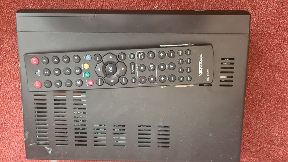 Vantage VT-100C DVB-C-Receiver mit CI+ Schacht (Gebraucht) in Langnau am Albis für CHF 1 – mit ...