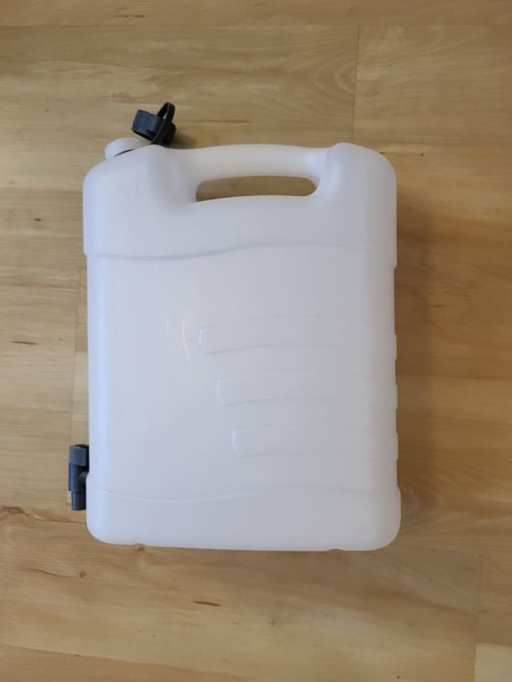 Wassertank Camping 15 Liter mit Auslaufhahn | Kaufen auf Ricardo