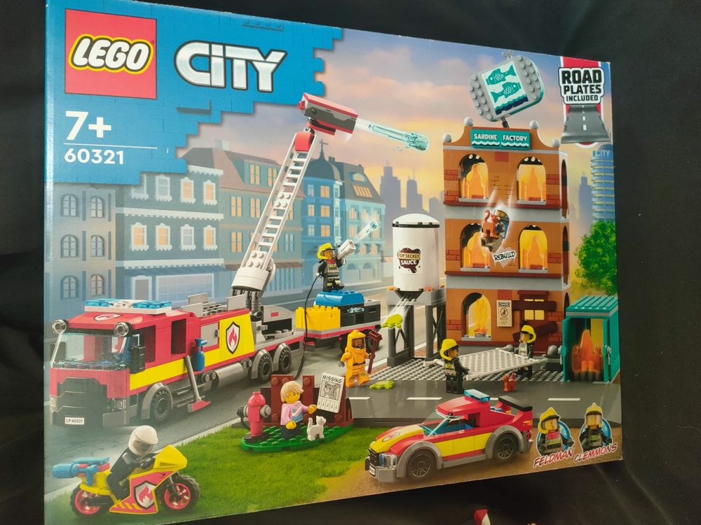 Lego City 60321 Feuerwehreinsatz Löschtruppe Road Plates (Neu und ...