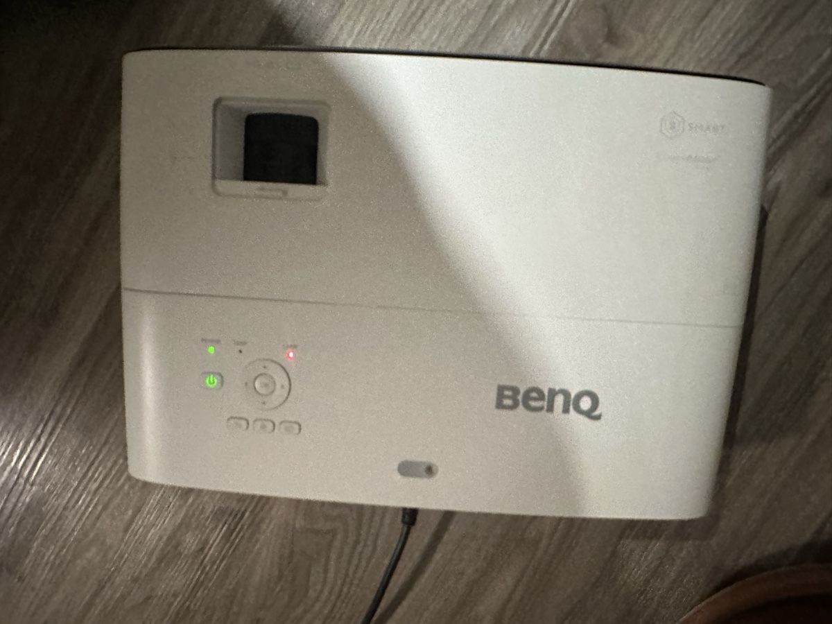 Defekter Beamer - BenQ Tk810 (inklusive Lampe zum Austausch) (Defekt ...