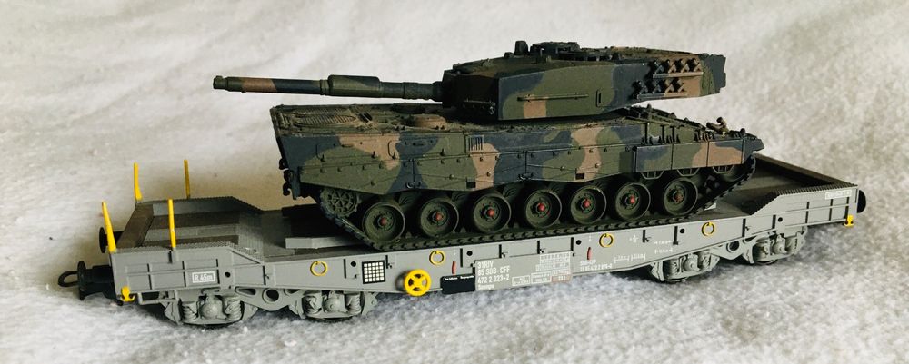 SBB Panzertransportwagen mit Leopard Panzer, Liliput H0 DC (Gebraucht ...