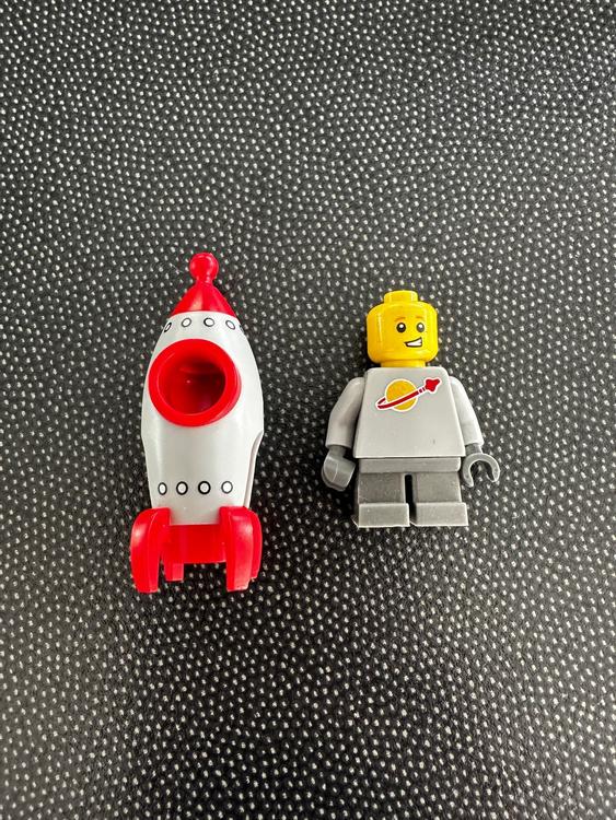 Lego 71018 Minifigure Serie 17 Rocket Boy (col298) (Gebraucht) in ...