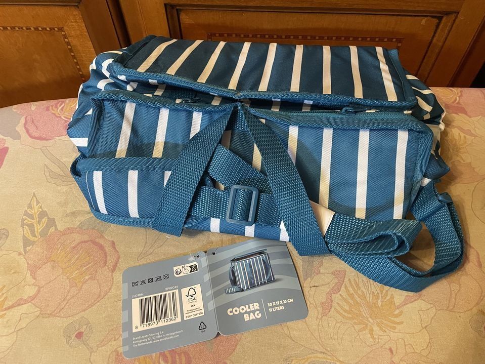Coop Das isch Summer Frigotasche Cooler Bag 11 L (30x15x25) (Neu und ...