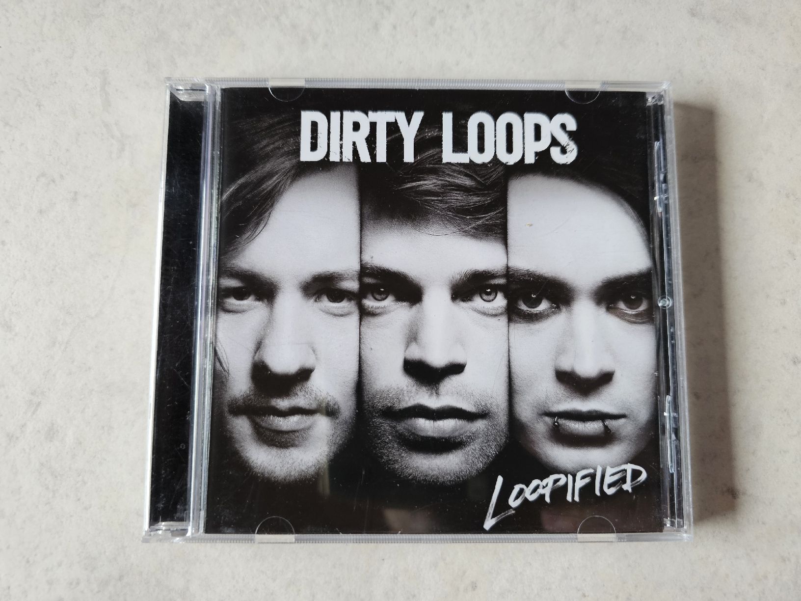 Dirty Loops - Loopified (Gebraucht) in Schneisingen für CHF 4.5 – mit ...