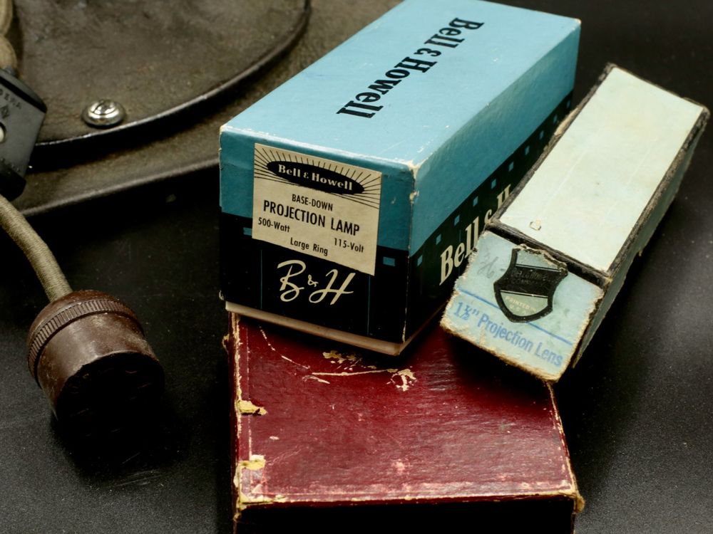 projecteur 16mm Bell Howell Filmo 57 S / 1920s | Kaufen auf Ricardo