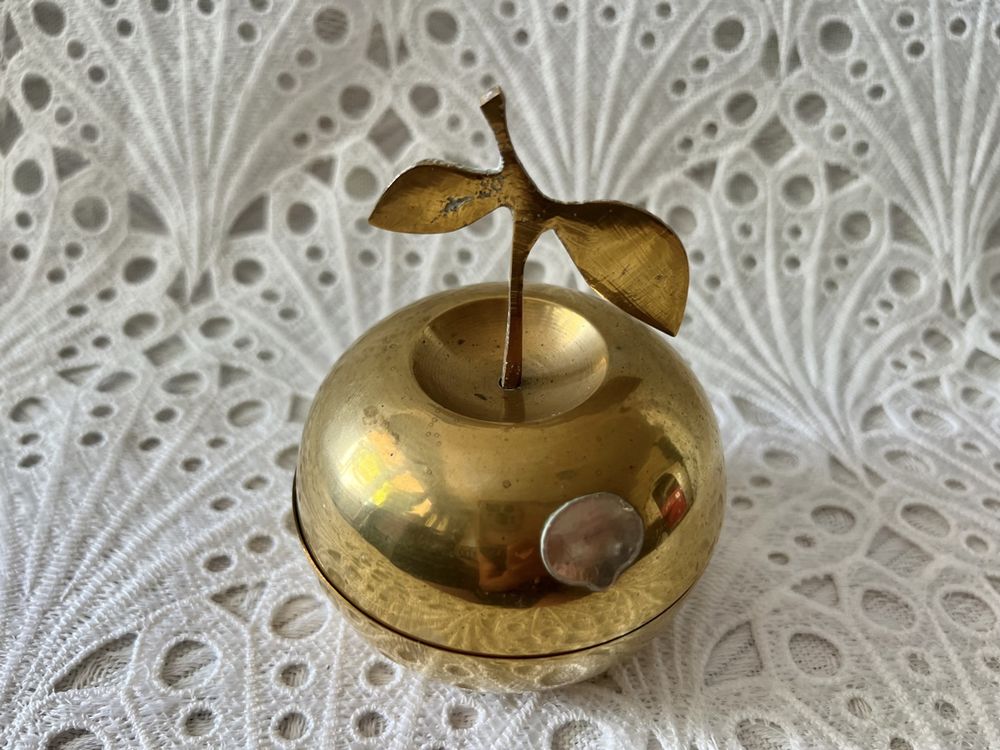 Vintage Messing Aufbewahrung Apfel Form 13cm (Gebraucht) in Frenkendorf ...