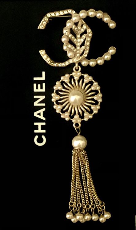 Chanel Brosche BySofortkauf: Gucci Dior Prada Louis Vuitton (Gebraucht ...