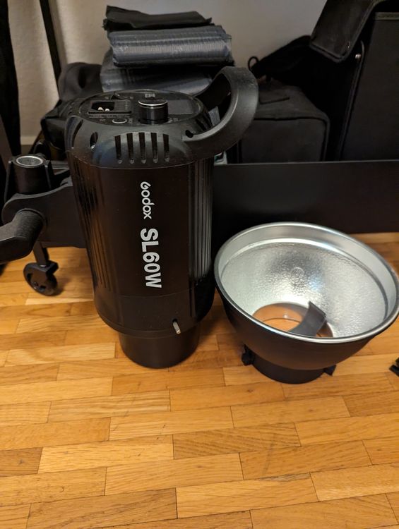 godox sl60w (Gebraucht) in Geneve für CHF 70 – mit Lieferung auf ...