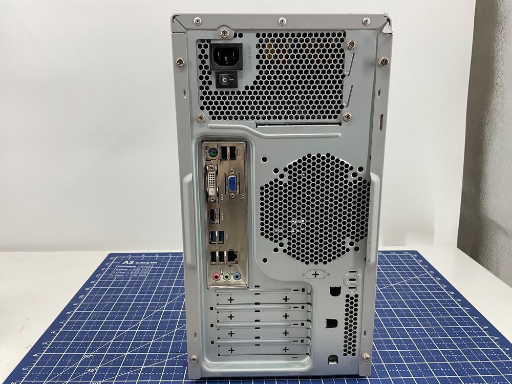 MAXDATA PC Computer HD ausgebaut schaltet nicht richtig ein (Defekt) in ...