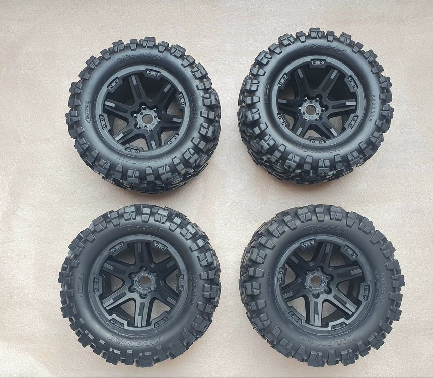 Traxxas Talon EXT 3.8 Reifen auf schwarzer Felge 17mm (Neu (gemäss ...