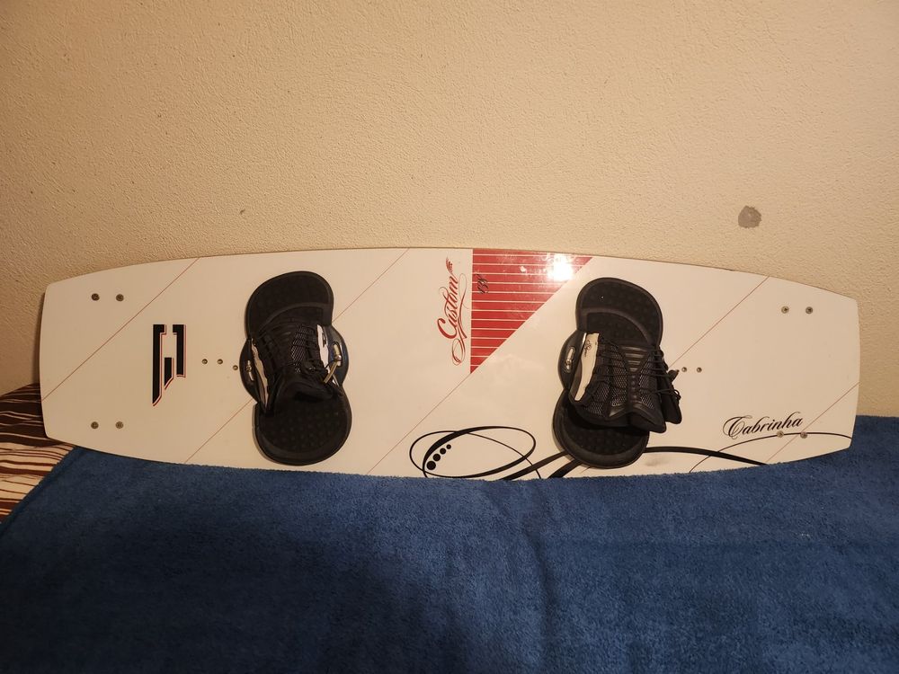Kite Board Cabrina Custom 138 cm (D'occasion) à torgon pour CHF 59 ...