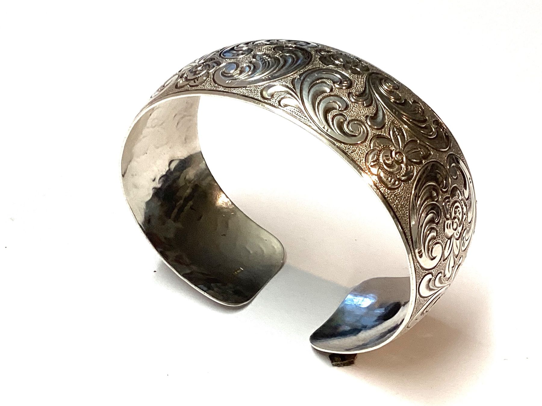 Alter 800 Silber Armreif mit floralen gravierten Motiven (Gebraucht) in ...