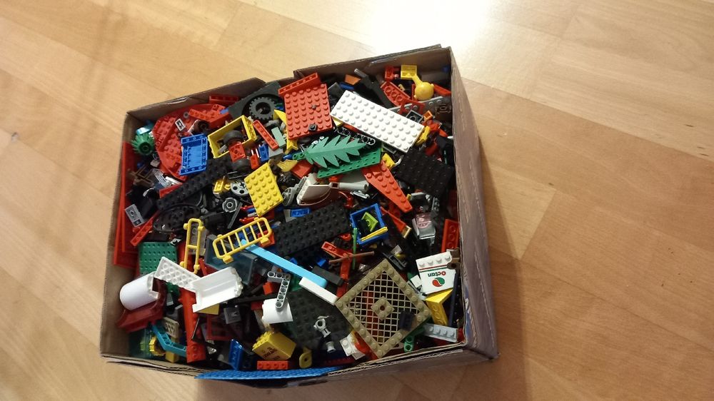 Kiste mit div. Lego Steinen, ca 5.8kg Legos!, Original Lego! (Gebraucht ...
