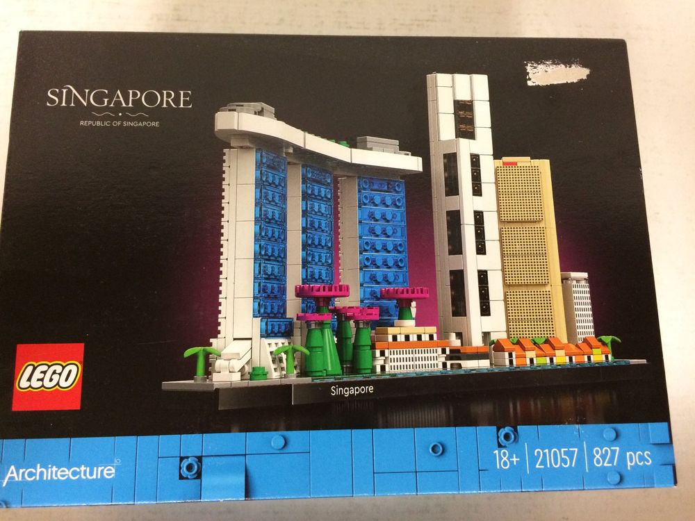 LEGO ARCHITECTURE 21057 damaged box SINGAPORE new (Nuovo e nell ...