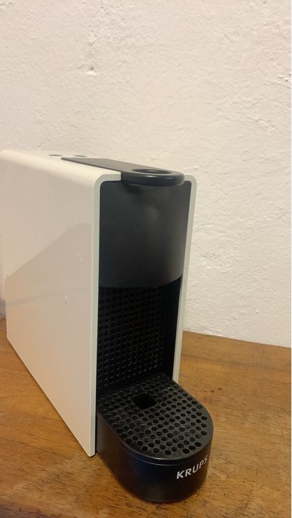 Krups Nespresso Essenza Mini Coffee Machine - White (Gebraucht) in ...