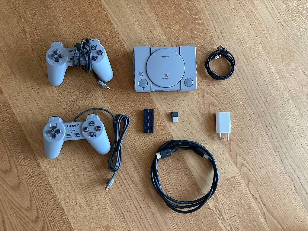 Sony PS1 Classic modded + 8Bit retro usb dongle + Usb 128gb (Gebraucht ...
