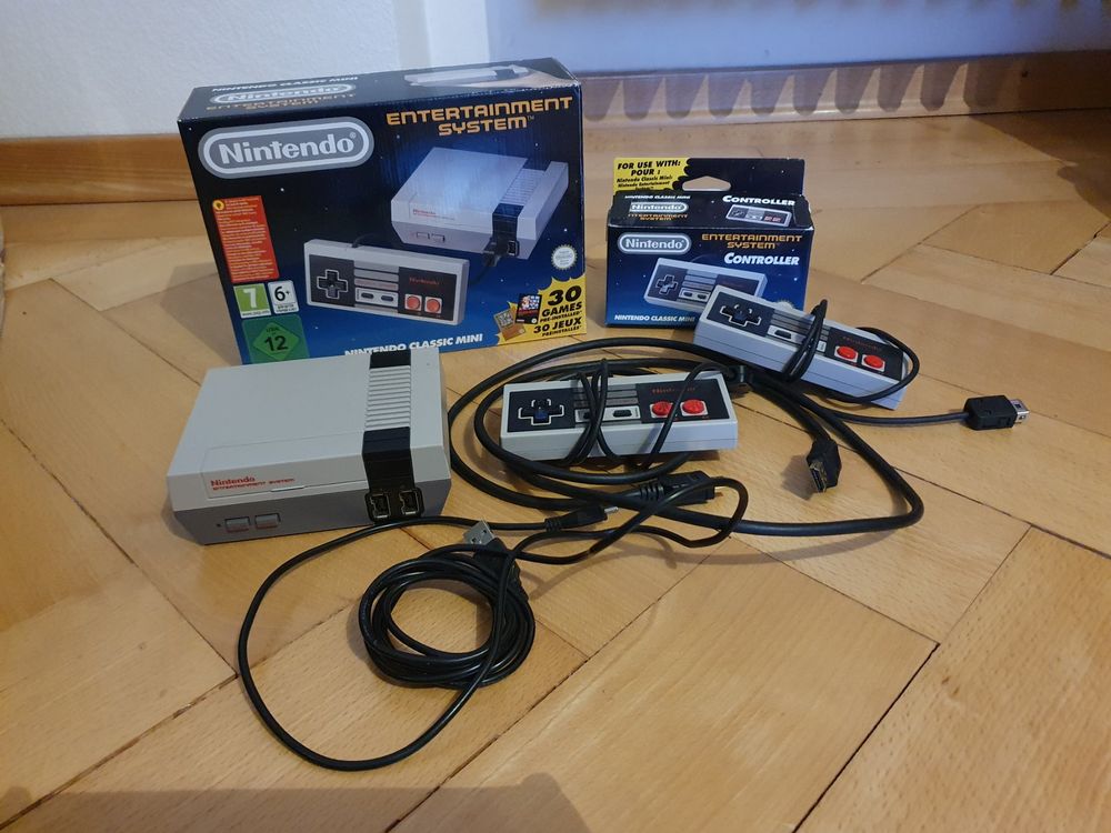 Nintendo NES Classic Mini inkl. 2 Controller | Kaufen auf Ricardo