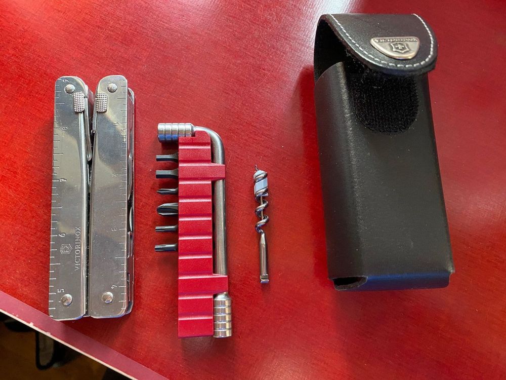Victorinox Swiss Tool X plus | Kaufen auf Ricardo