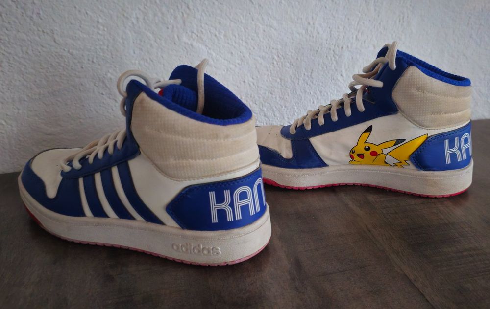 Pokemon - Vintage Merch - Adidas Pikachu - Gr 37 (Gebraucht) in Alpnach ...