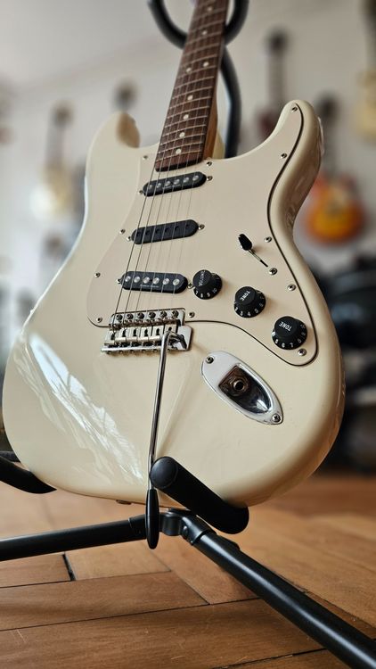 Fender Stratocaster Ritchie Blackmore (Gebraucht) in pieterlen für CHF 900 – nur Abholung auf ...