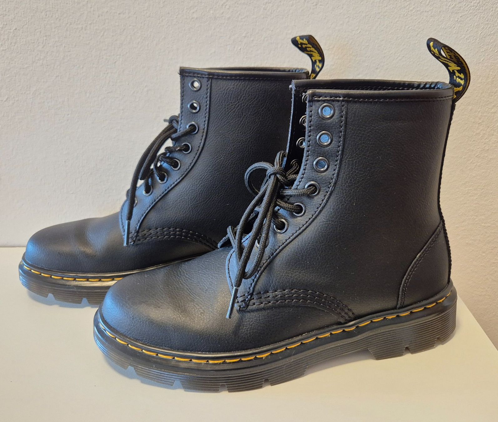 Dr. Martens Stiefel, Schwarz, Grösse 39, Top Zustand! (Gebraucht) in ...