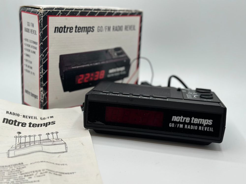 RADIO Vintage of 1991 ! Reveil Alarm Clock + Test OK ! (D'occasion) à ...