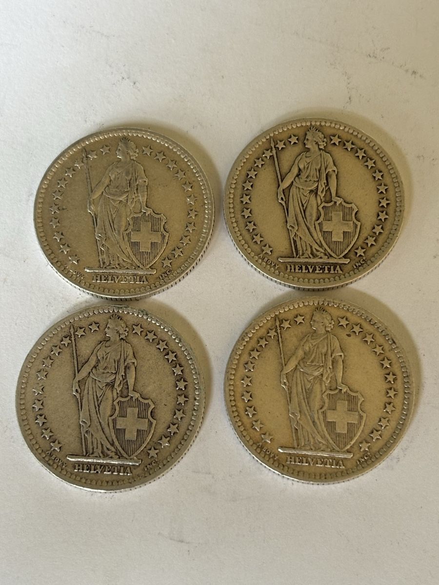 2 Fr. Silbermuenzen, Jahrgaenge 1941, 45, 46, 47, Top! (Gebraucht) in Dietwil für CHF 32 – mit ...