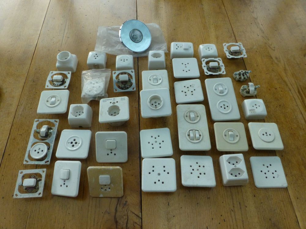 Lot Elektromaterial Antik, Wippenschalter, Teils aus Keramik (Defekt ...