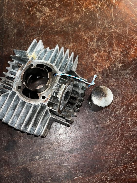 Puch Supermaxi Zylinder mit Kolben (Gebraucht) in Fahrni b. Thun für CHF 85 – mit Lieferung auf ...