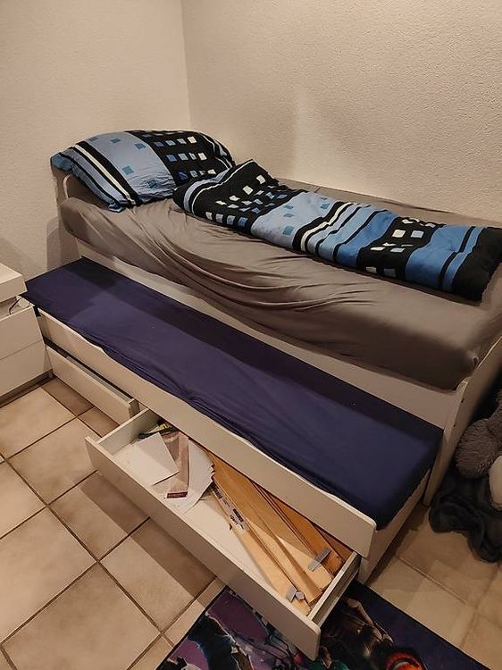 Bett 100 x 200 cm mit Zusatzbett (Gebraucht) in Leibstadt für CHF 400 ...