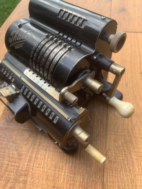 Thales Patent Rechenmaschine (Defekt) in Ostermundigen für CHF 55 – mit ...