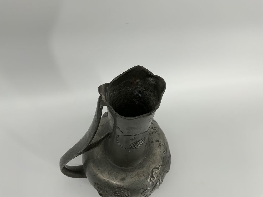 Jugendstil Krug aus Zinnblech (Gebraucht) in Erlach für CHF 45 – mit Lieferung auf Ricardo kaufen