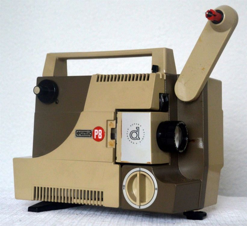 Filmprojektor Eumig P8 D projecteur (Defekt) in Collonges für CHF 50 – mit Lieferung auf Ricardo ...