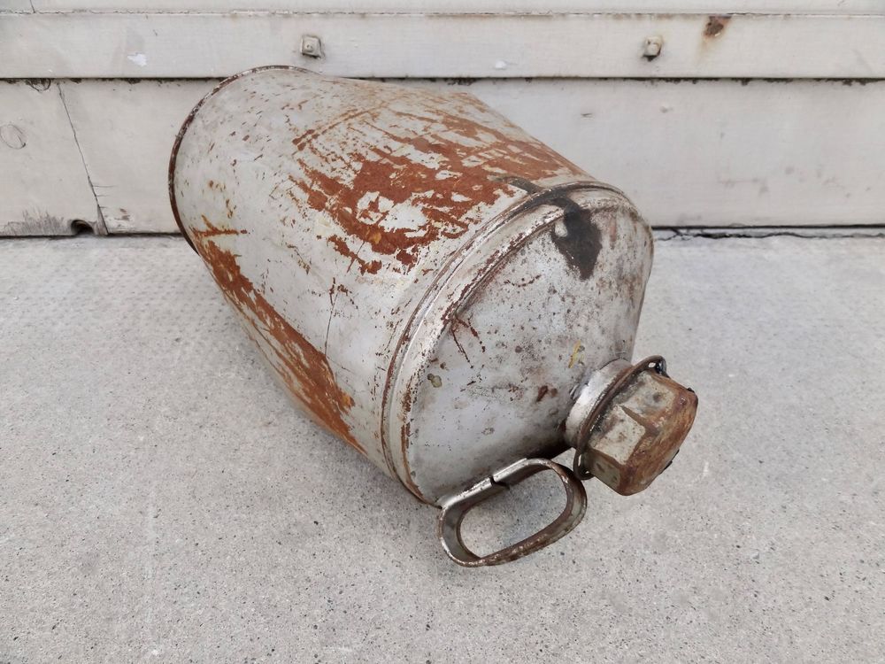 alter, kleiner Kanister aus Blech Rost Blechkanister Bidon (Gebraucht ...