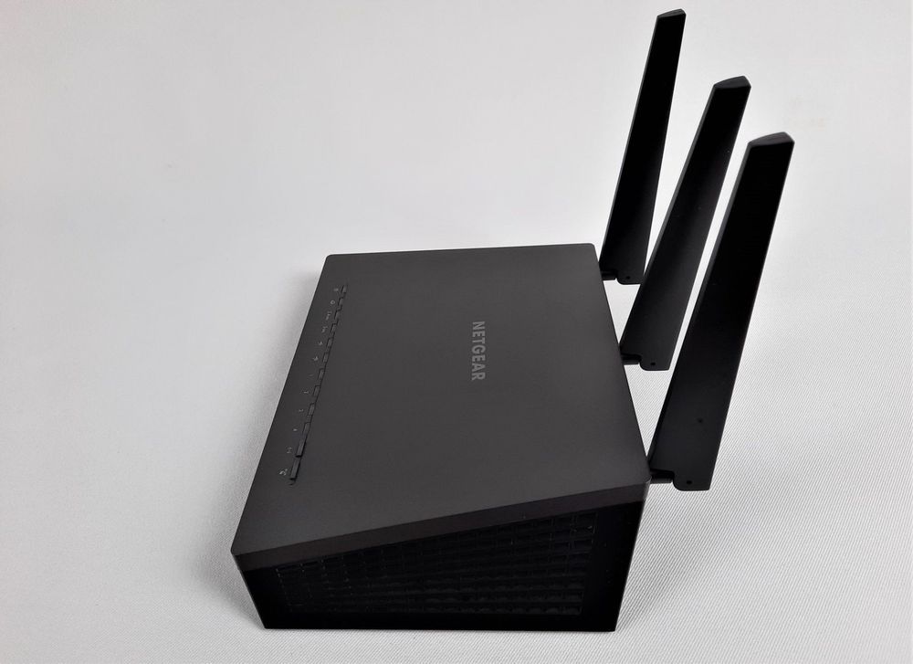 NETGEAR AC1900 Smart WiFi Router | Kaufen auf Ricardo