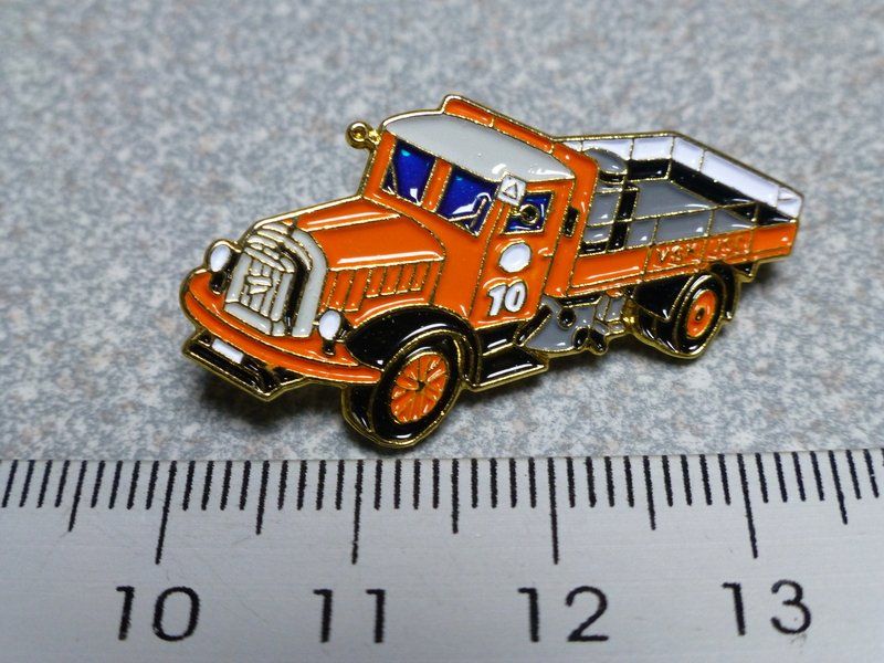 PIN PINS AUTO LKW Lastwagen Truck | Kaufen auf Ricardo