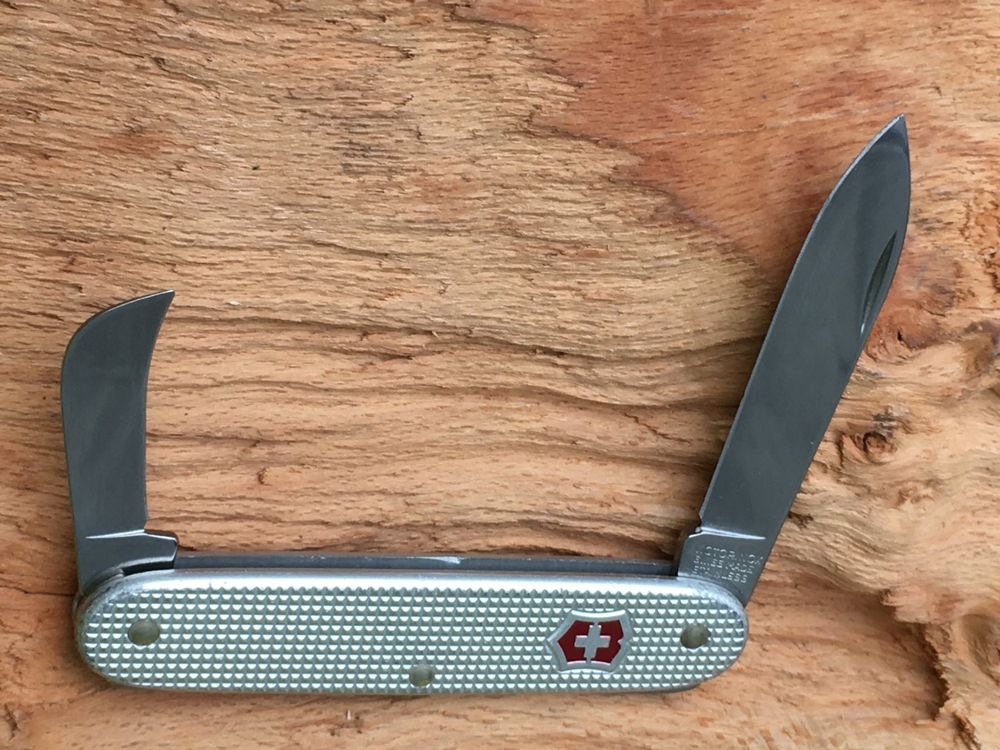 Victorinox Alox Taschenmesser mit 2 Klingen | Kaufen auf Ricardo