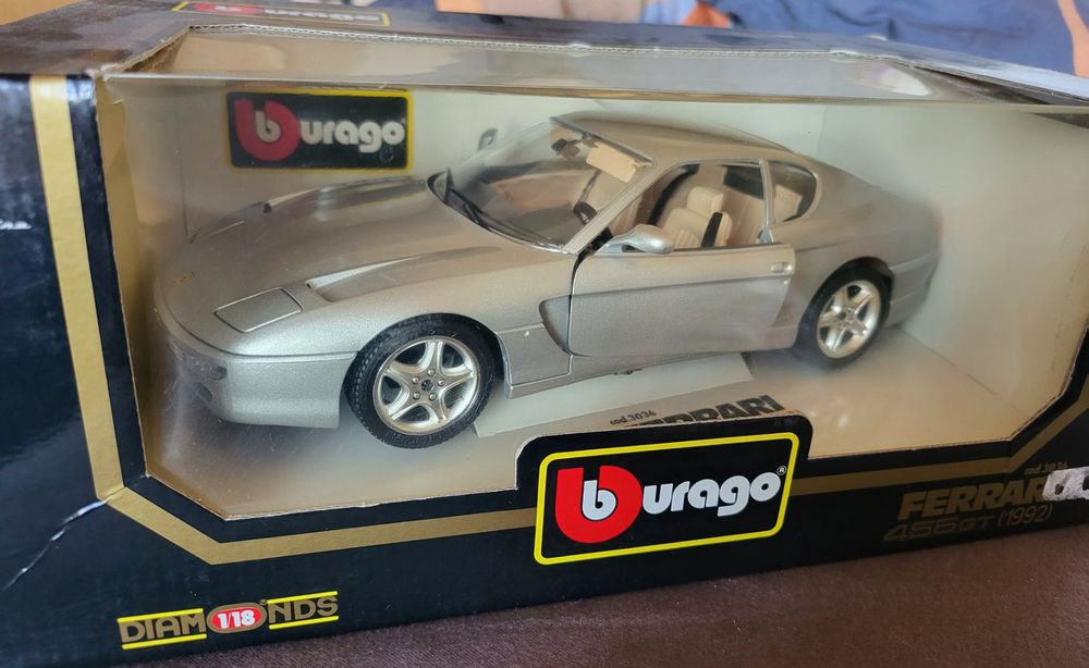 Ferrari Modellauto (Neu und originalverpackt) in Sissach für CHF 11 – mit Lieferung auf Ricardo ...