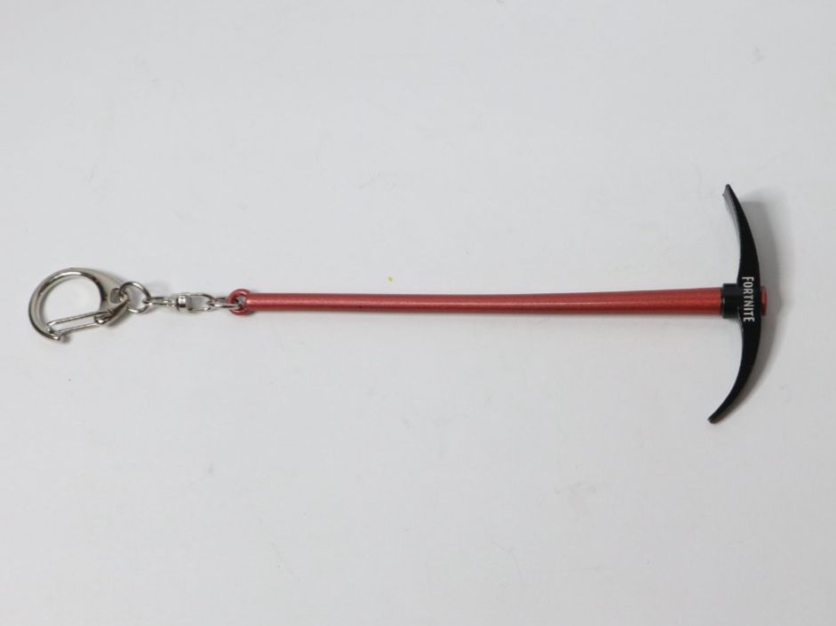 Fortnite Schlüsselanhänger Stellar Axe Beil Axt Pickel neu (Neu (gemäss ...