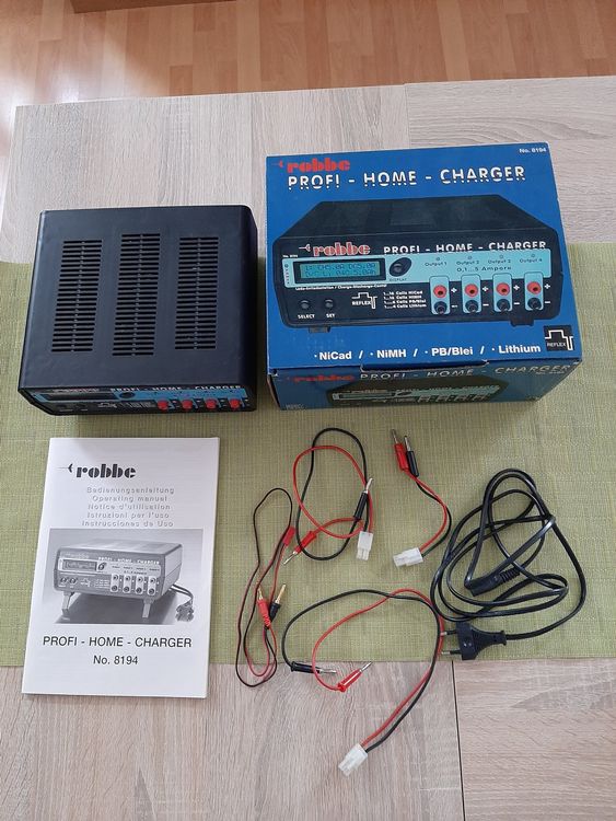 Robbe Profi Home Charger Nr. 8194 + Zubehör (Gebraucht) in Menziken für ...