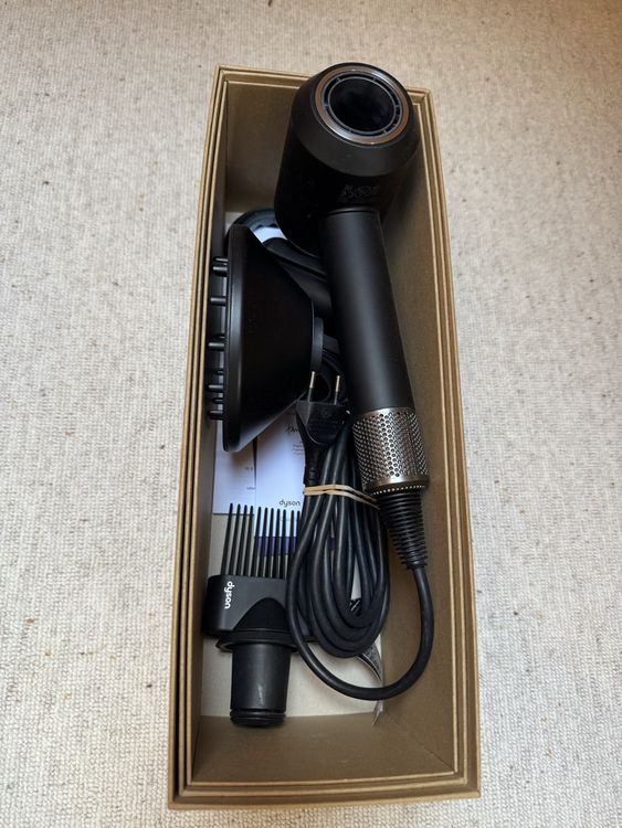 DYSON Supersonic Fön (Neu (gemäss Beschreibung)) in für CHF 185 – mit ...