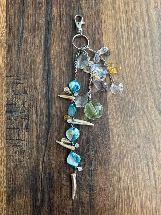 Hübscher langer Schlüsselanhänger silber/bunt - Neu (Neu (gemäss ...