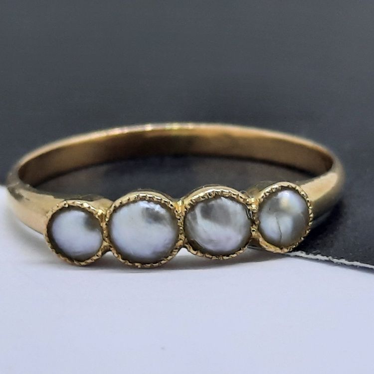Antiker Goldring mit vier wunderschönen Perlen | Kaufen auf Ricardo