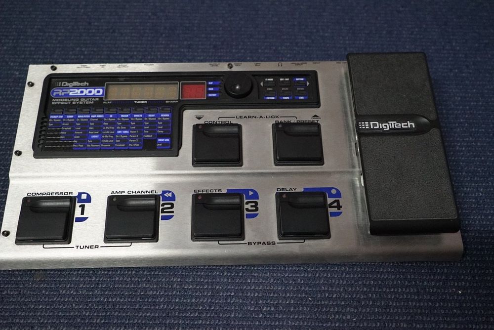 Digitech RP2000 Guitar Multi-Effects Processor (Gebraucht) in ...
