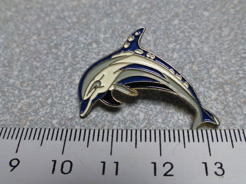 PIN PINS TIER Delfin (Gebraucht) in Gränichen für CHF 3 – mit Lieferung ...