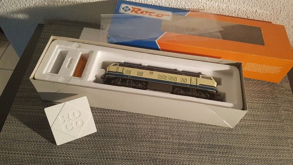Roco 43418 Diesellok BR 215 der DB (Neu (gemäss Beschreibung)) in ...