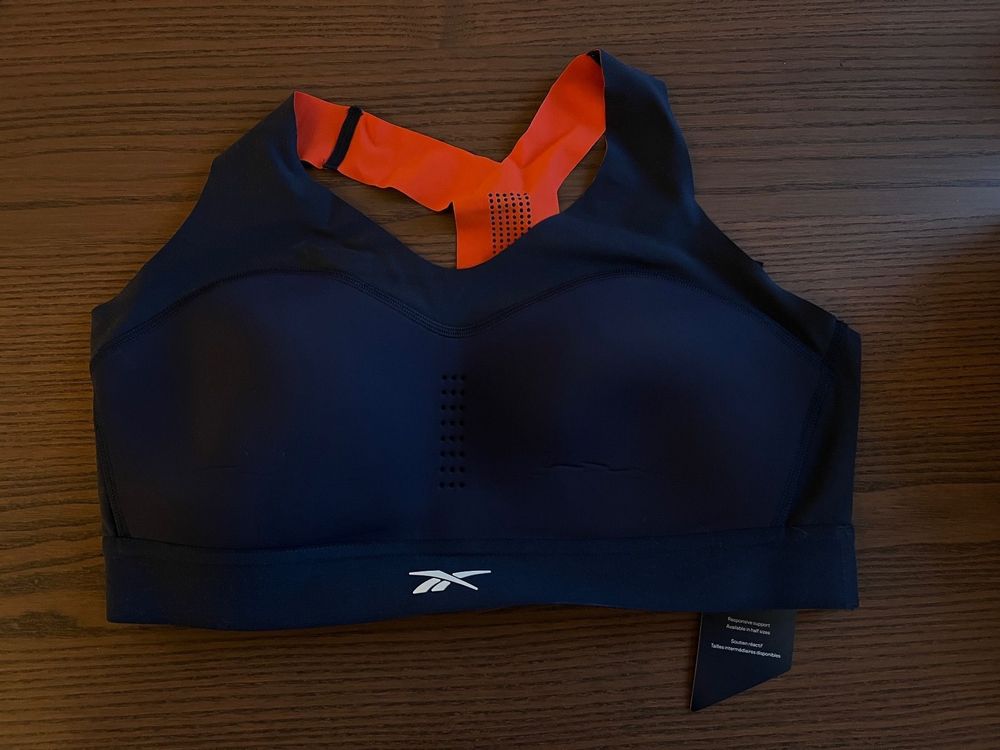 Reebok BH neu! (Neu und originalverpackt) in Basel für CHF 17 – mit ...