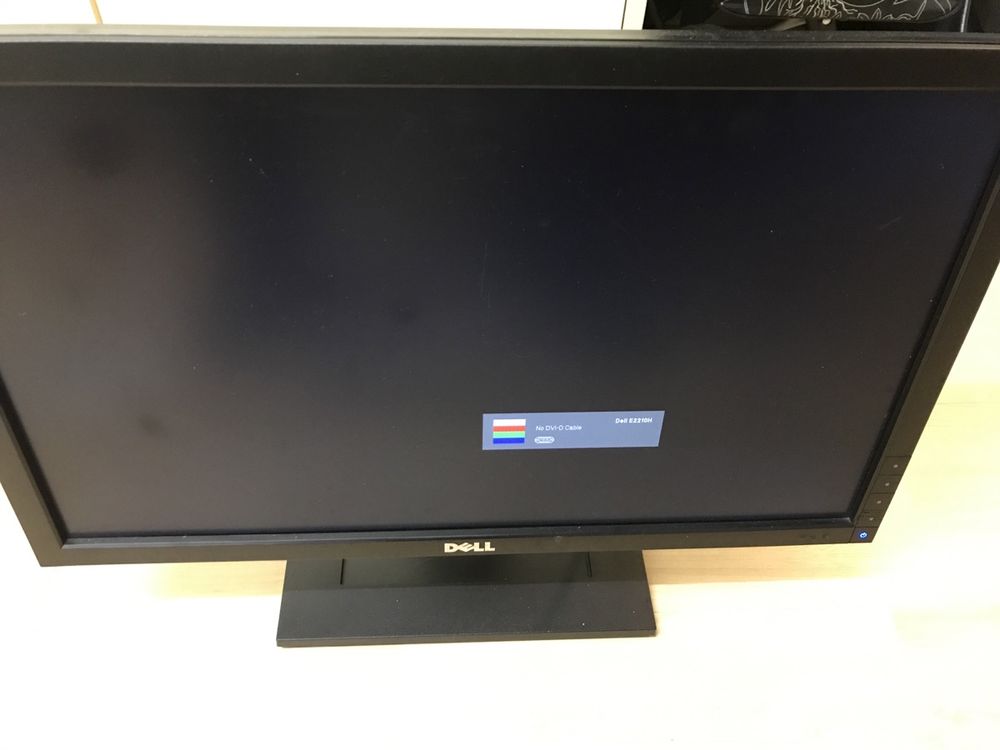 Dell Monitor E22 (Gebraucht) in Hermetschwil - Staffeln für CHF 1 – nur ...